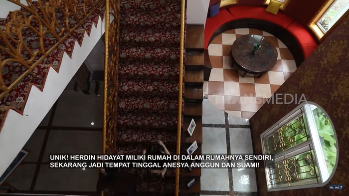 Menengok Jeroan Rumah 3.000 Meter yang Jadi Langganan Tempat Syuting FTV