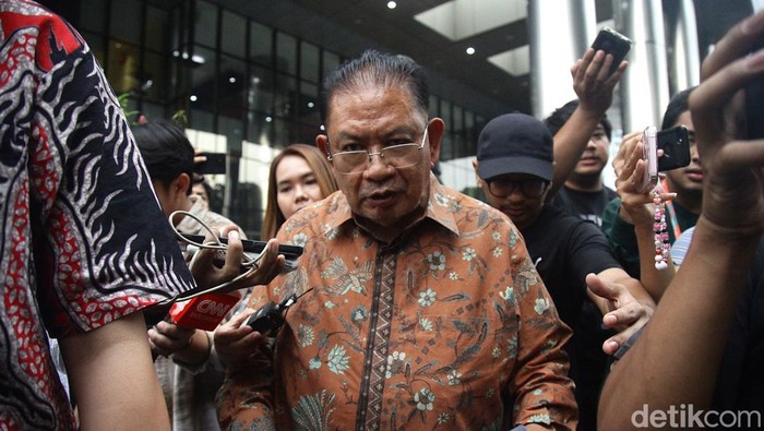 Eks Dirut PT Taspen Iqbal Latanro Diperiksa KPK soal Kasus Investasi Fiktif