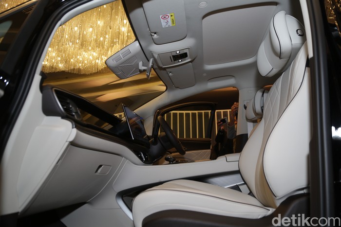 Wujud MPV Mewah Penantang Alphard yang Jadi Armada Taksi Baru BlueBird