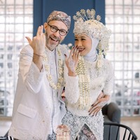 7 Foto Inara Rusli Jadi Model Pemotretan, Memesona Sampai Dikira Suntik ...