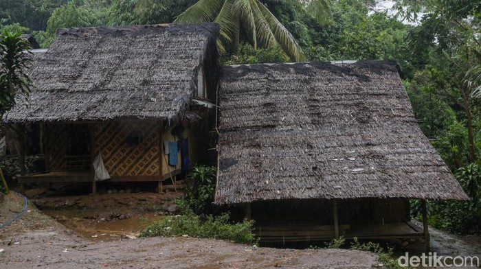 Melihat Lebih Dekat Rumah Adat Suku Baduy