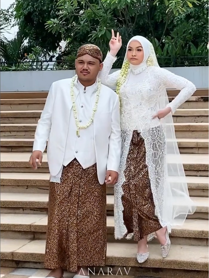 Perjalanan Salma Salsabil dan Dimansyah: Diam-diam Nikah-Umumkan Kehadiran Anak