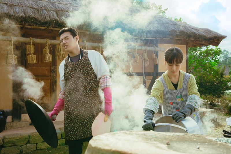 21 Drakor Terbaru 2025 di Netflix, Resident Playbook Hingga Genie Make A Wish