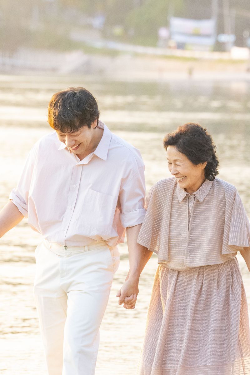 21 Drakor Terbaru 2025 di Netflix, Resident Playbook Hingga Genie Make A Wish