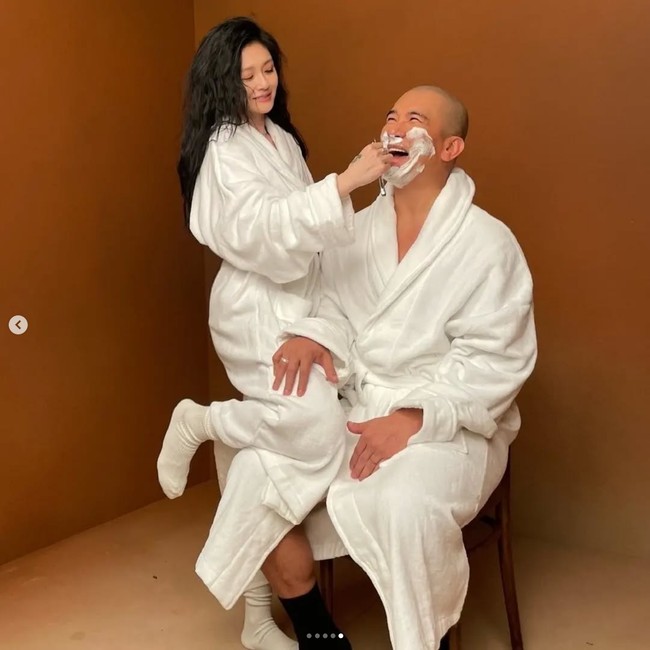 7 Potret Mesra Barbie Hsu dan DJ Koo, Cinta Sejati yang Kini Terpisahkan Maut