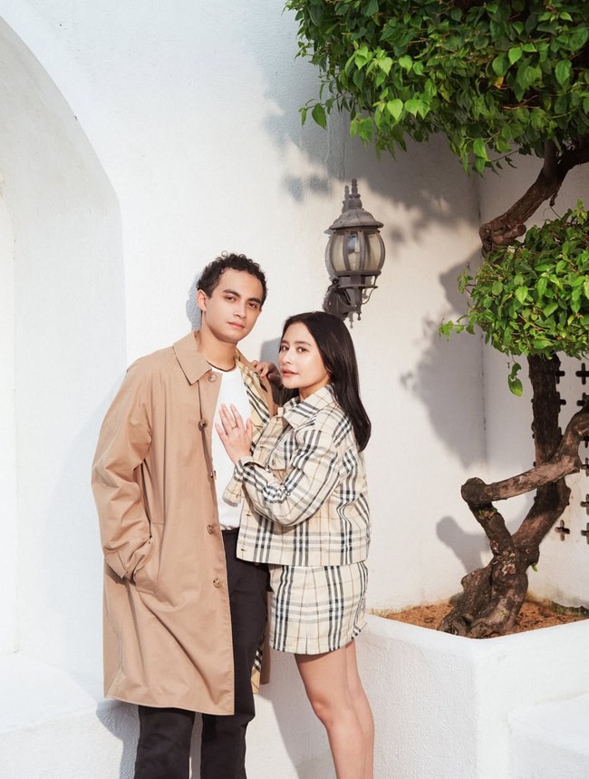 Adu Gaya Couple Prilly Latuconsina-Omara Esteghlal & Lyodra-Randy Martin