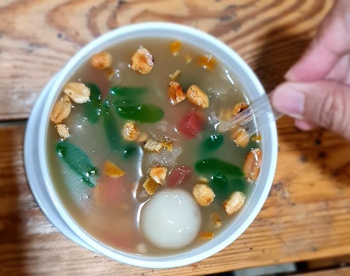 20 Wedang Sekoteng Buat Hangatkan Tubuh Ada di Sini