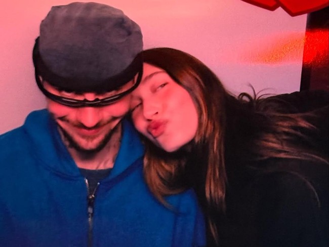 Foto Mesra Justin Bieber dan Hailey Bieber Rayakan Valentine, Tepis Isu ...