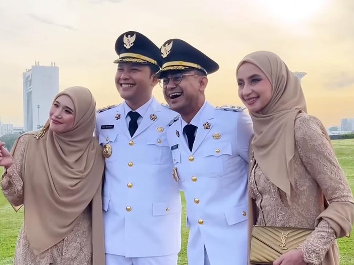 Gaya Para Istri Selebritas Dampingi Suami Dilantik Jadi Kepala Daerah