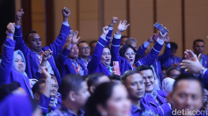 Momen AHY Terpilih Kembali Jadi Ketum Demokrat Periode 2025-2030