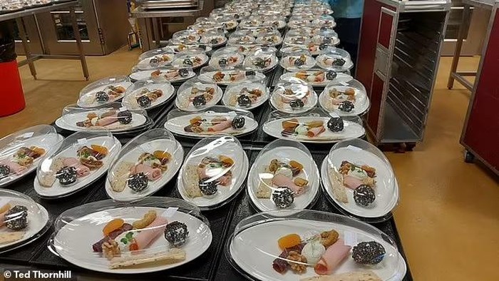 Ini Dapur Maskapai Terbaik di Dunia, Produksi 200 Ribu Makanan Sehari