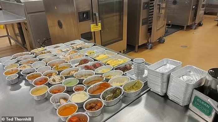 Ini Dapur Maskapai Terbaik di Dunia, Produksi 200 Ribu Makanan Sehari