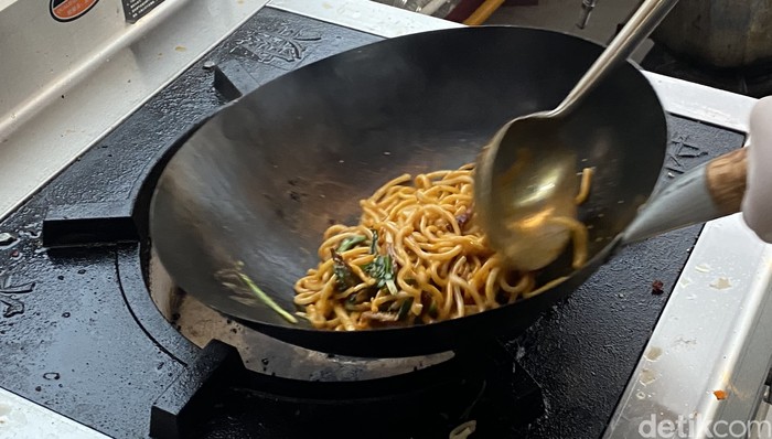 Hao Chi! Mie Lamian Daging Sapi dan Mala Halal di Dragon Point PIK
