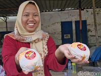 Murah Meriah! Sego Cokot Rp 5 Ribu Isi Aneka Lauk Sedap