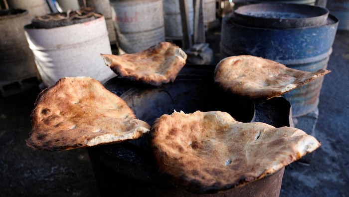 Mencicipi Tannour, Roti Tradisional Libya Khas Ramadan