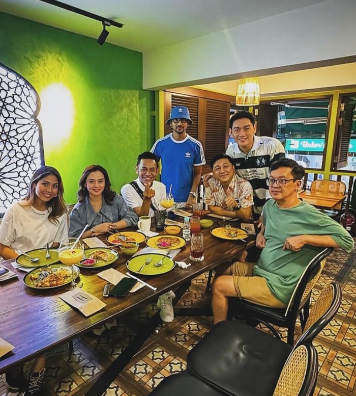 Citra Monica dan Ifan Seventeen Berwisata Kuliner di Jepang