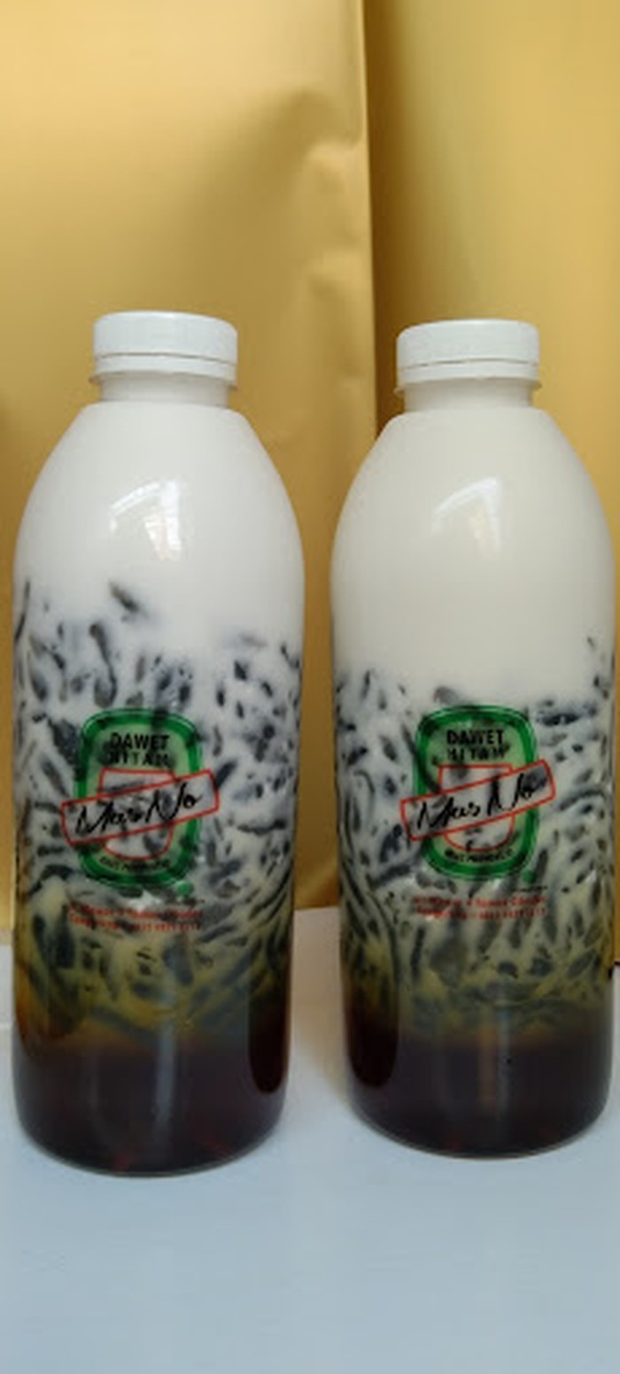 20 Es Dawet Ireng Khas Purworejo yang Manis Segar Ada di Sini!