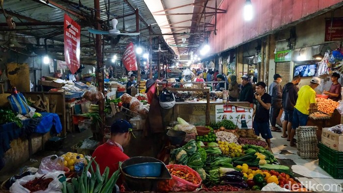 Potret Pasar Tradisional Usai Libur Lebaran