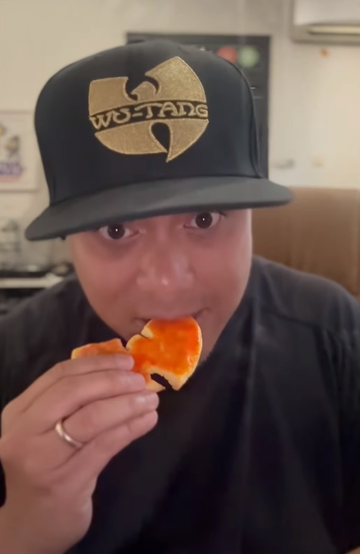 Saykoji Rajin Nyeduh Kopi dan Makan Bareng Teman Pelari