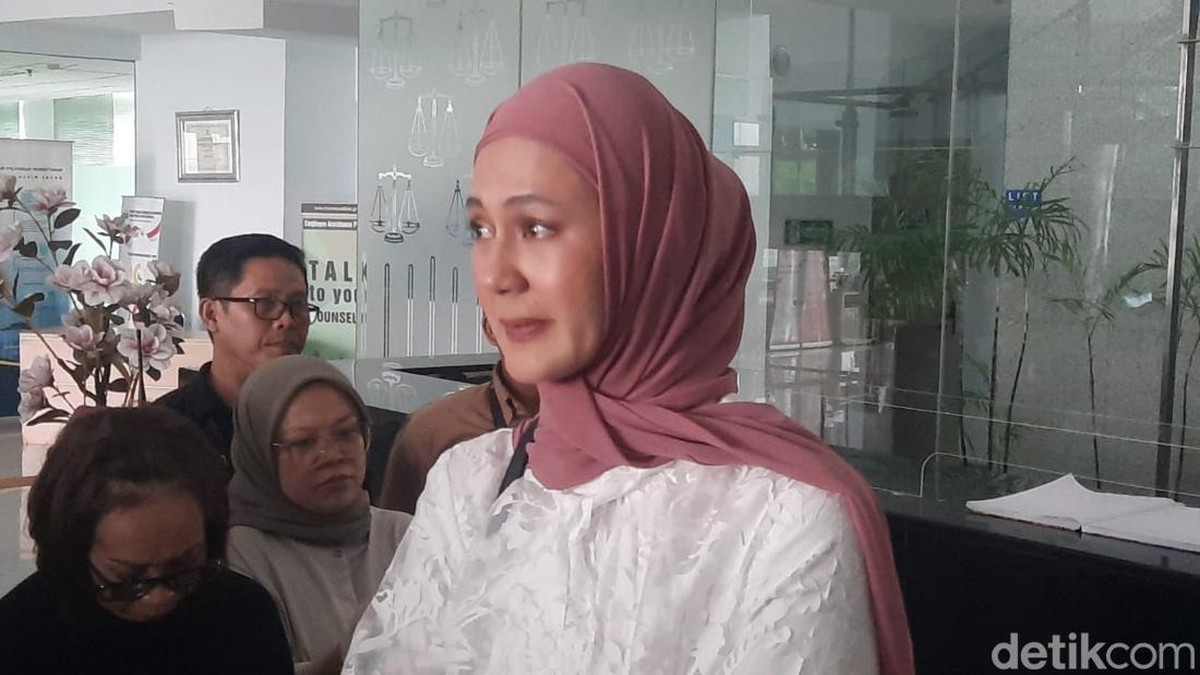 Paula Laporkan Hakim ke Komisi Yudisial soal Putusan Cerai Baim Wong