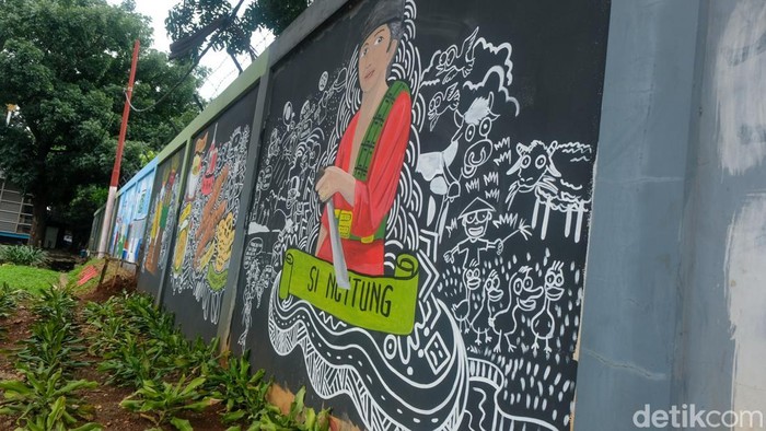 Mural Si Pitung hingga Oren Man Hiasi Pedestrian Pondok Pinang