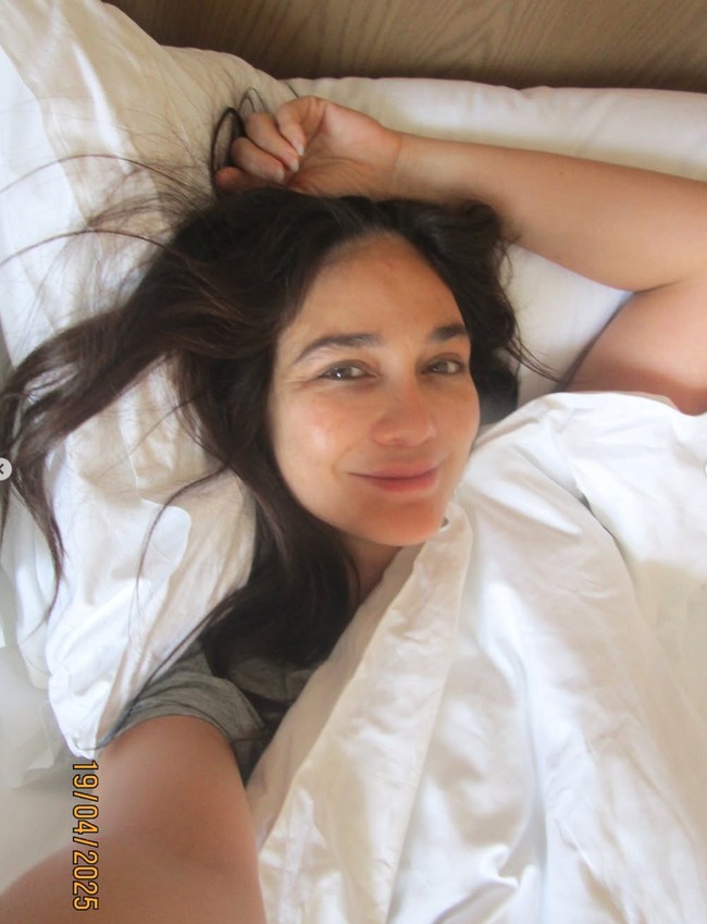 Gaya Luna Maya Pamer Wajah Tanpa Makeup Jelang Nikah di Bali