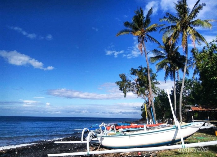 Sejarah Perahu Jukung di Bali yang Begitu Ikonik