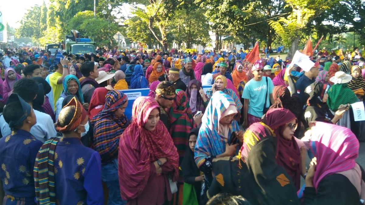 Jumlah Peserta Festival Rimpu Mantika 2025 Diklaim Lebih dari 80 Ribu Orang