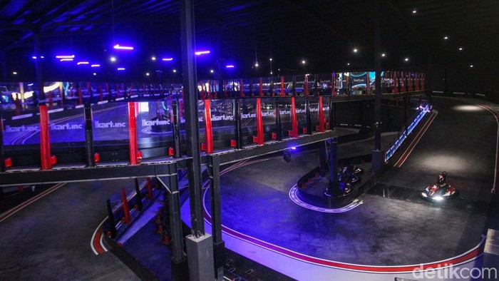 Serunya Wahana Baru di Entertainment District PIK 2