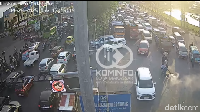 Ada Demo Depan Unhas, Lalin dari Urip ke Perintis Makassar Macet 3,5 Km