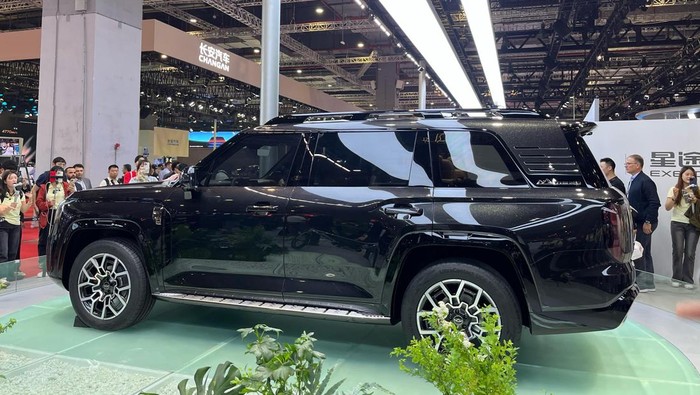 Gagahnya Chery Tiggo 9L, Calon Rival Hyundai Santa Fe hingga Land ...
