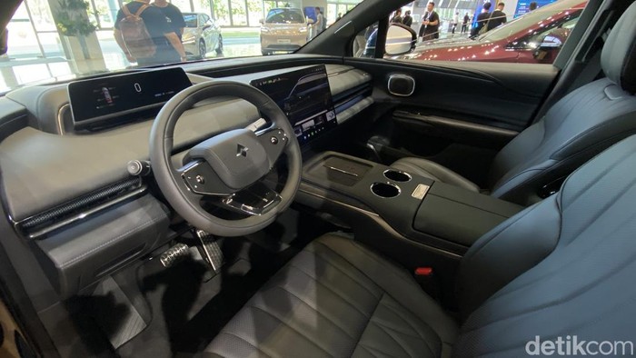 Bawa Konsep Ala Kapal Pesiar, Begini Tampang SUV Premium Hyptec HL