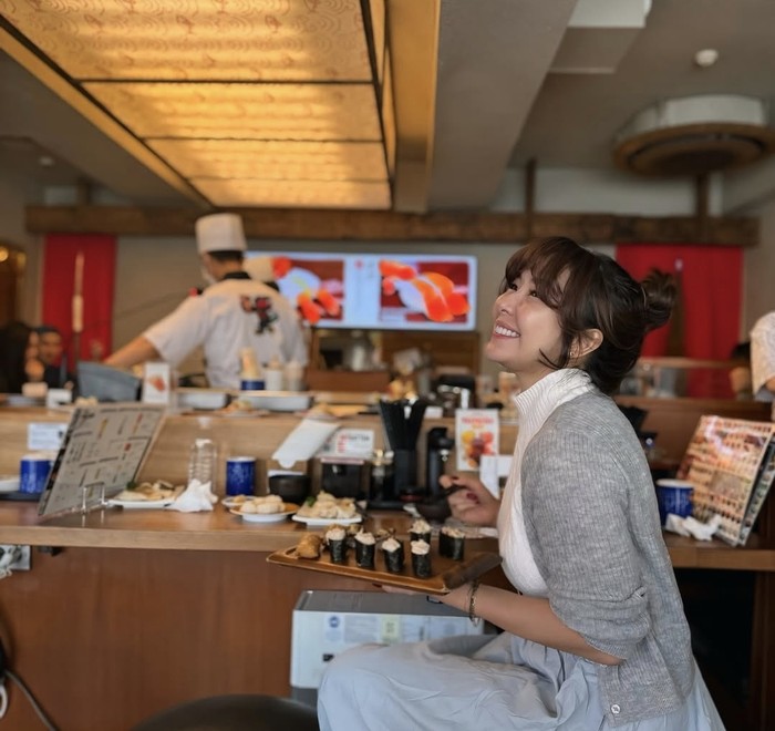 Seru! Gisella Anastasia Kulineran Bareng Gempi ke Bali dan Jepang