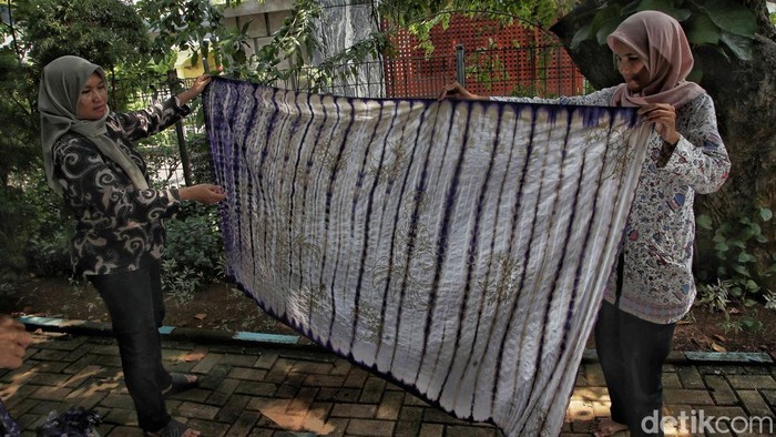 Warga Belajar Membatik Koja untuk Lestarikan Budaya Betawi