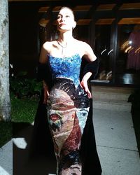 Detail Gaun Pengantin Luna Maya dengan Lukisan Ayahnya, Uut Bambang Sugeng