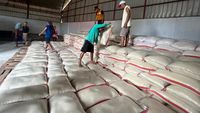 Tampung Beras Bulog, Pemerintah Bakal Bangun 25.000 Gudang Darurat