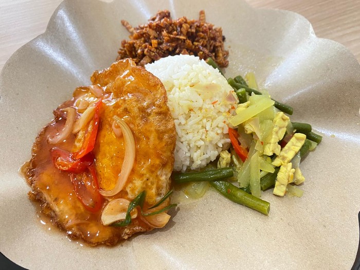 Mantap! Warung Ramesan Puluhan Lauk di Apartemen Ini Buka 24 Jam