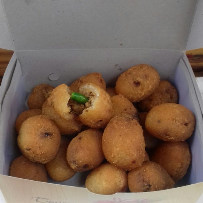 Pedas Nagih! 20 Combro Enak Rp 1.000-an Ada di Sini