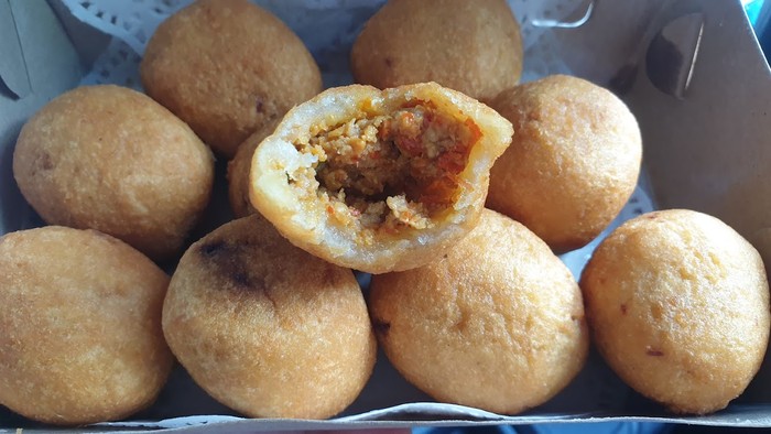 Pedas Nagih! 20 Combro Enak Rp 1.000-an Ada di Sini