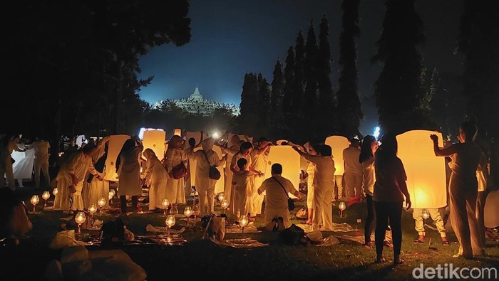 Cara Beli Tiket Online Festival Lampion di Candi Borobudur