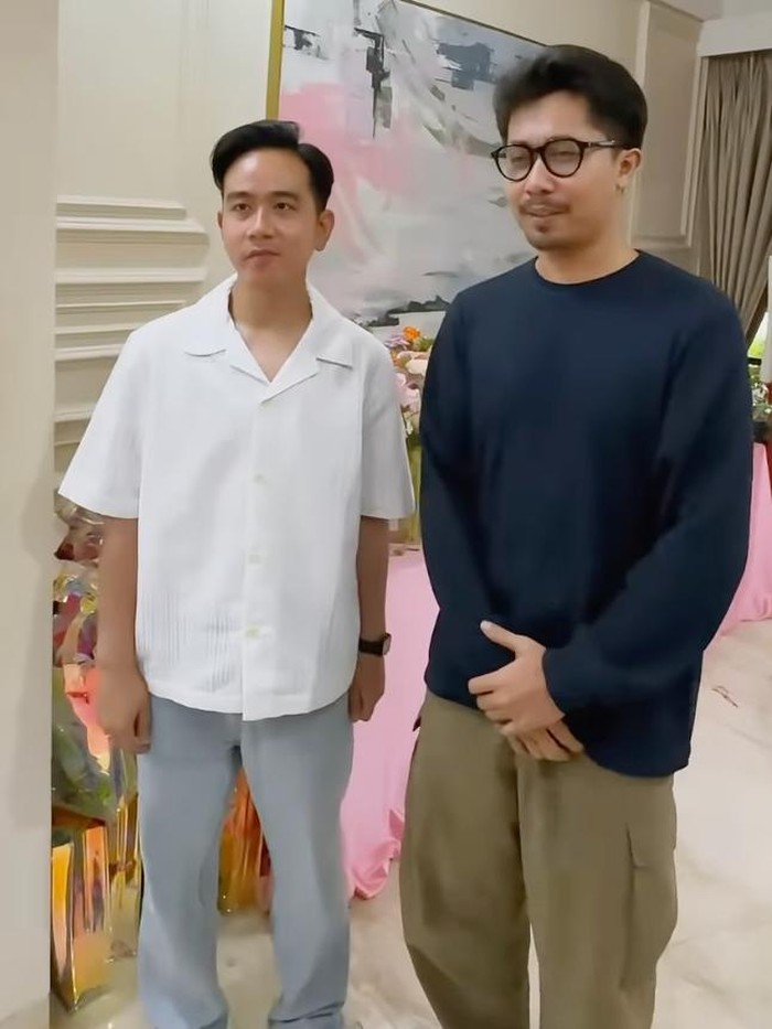 Cuma Raffi Ahmad yang Bisa Disuruh-suruh Anak Buah