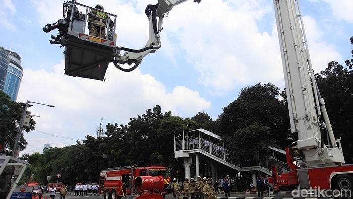 Simulasi Penanggulangan Kebakaran di Gedung Merah Putih KPK