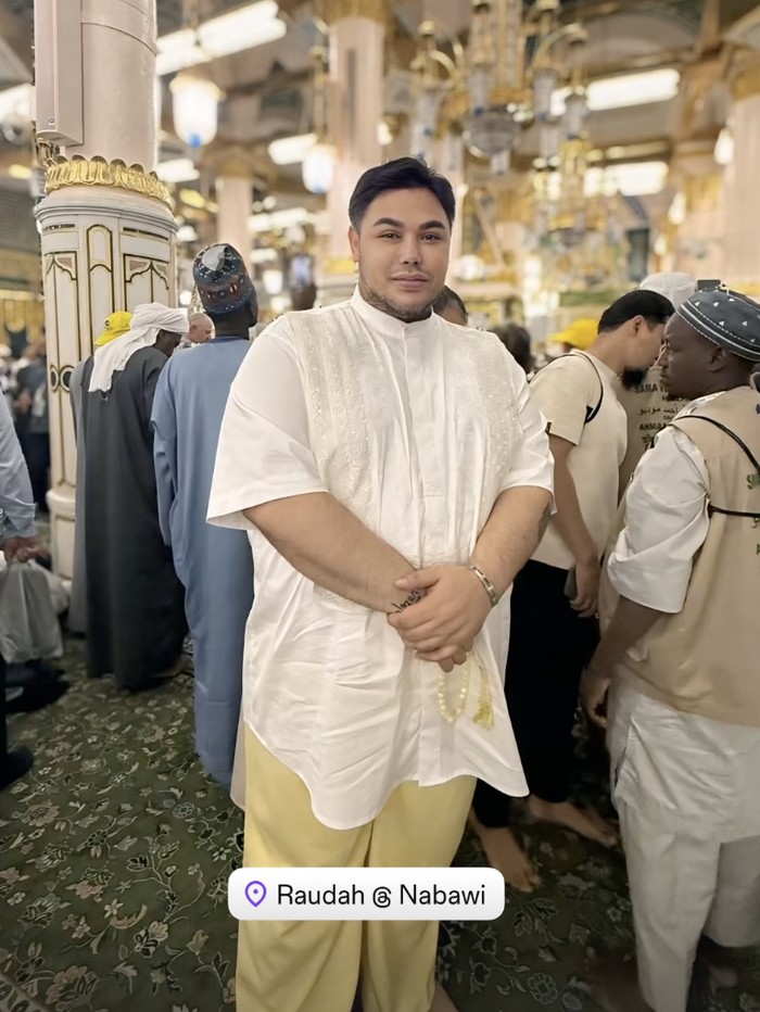 Momen Irish Bella hingga Ivan Gunawan di Tanah Suci Jelang Puncak Haji