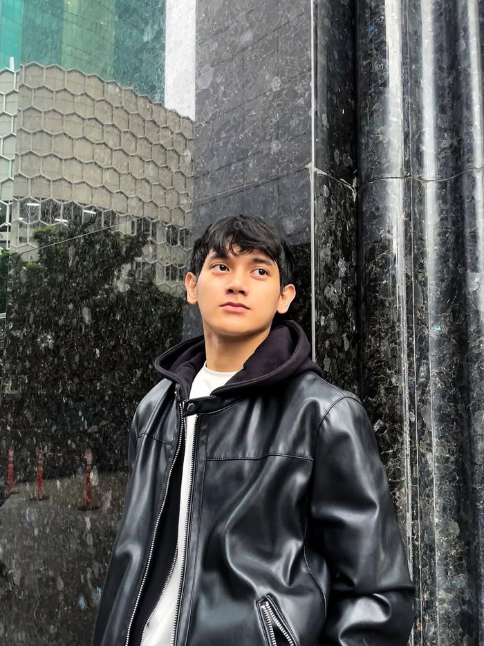 Susah Membedakan Sandri dan Sandro, Kakak Kembar Davina Karamoy