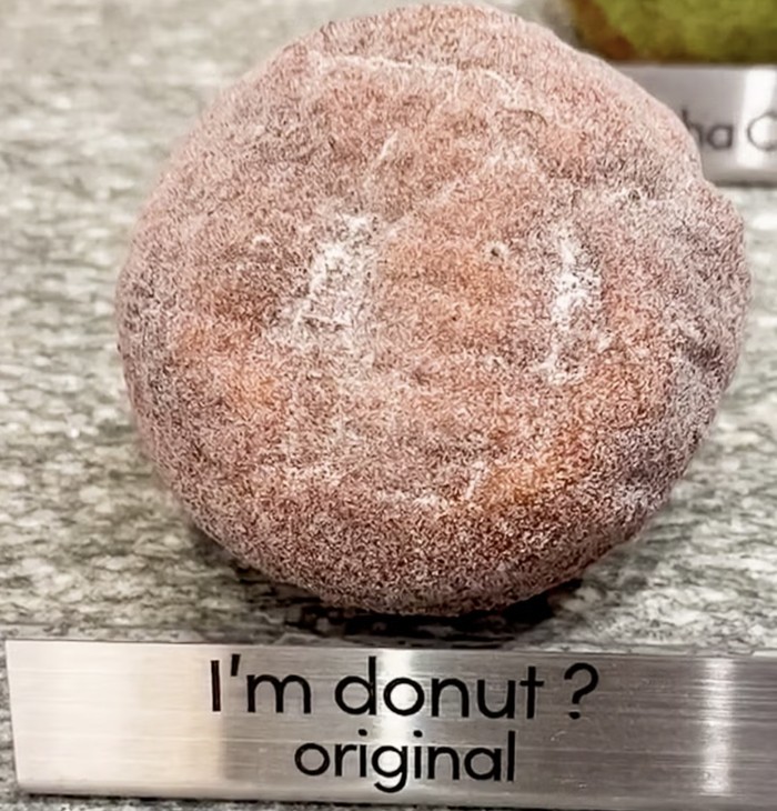 Penampakan Donat Viral yang Harganya Bisa Rp 200 Ribu Sebiji