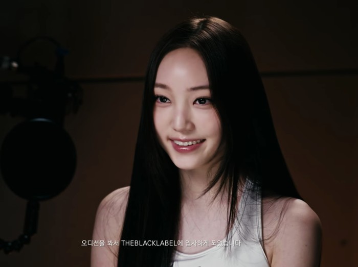 Youngseo eks ILLIT Ungkap Cerita Hengkang dari HYBE, Debut di THEBLACKLABEL