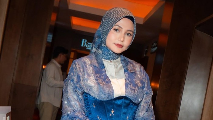 Kisah Cinta Rigen Rakelna & Indah Ningtyas: Ditolak, Pingsan, Nikah