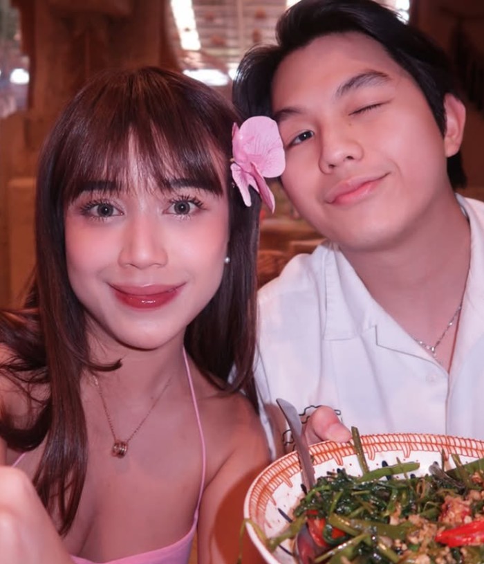Mesranya Brisia Jodie dan Alden Saat Makan Steak hingga Ngafe di Prancis