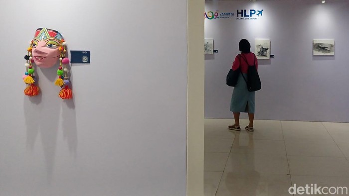 Karya Seniman Indonesia Hadir di Bandara Halim