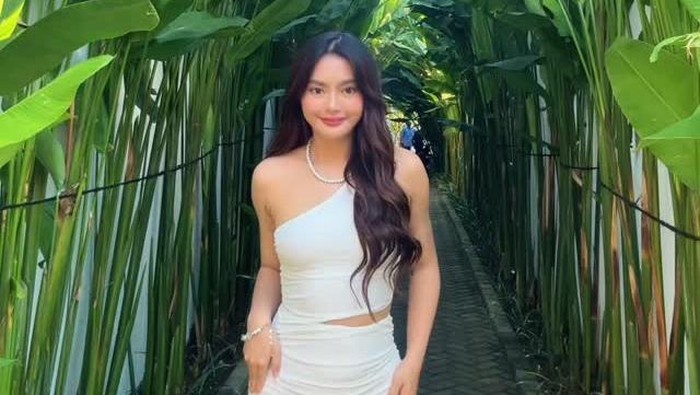 Penampilan Vania Valencia Usai 30 Hari Operasi Sedot Lemak dan Kelopak Mata